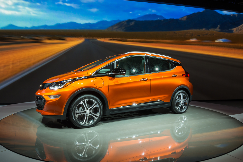 Essential Things to Know About the 2017 Chevrolet Bolt Electric Car ...